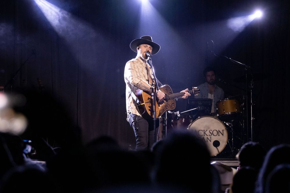 Jackson Dean - HEAD FULL OF NOISE TOUR - Aaron Payne Photography