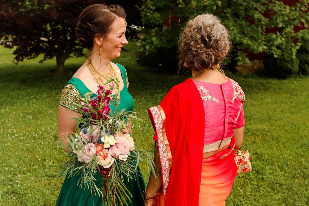 When cultures combine: Jessica & Vijay's colorful Indian Barn Wedding ...