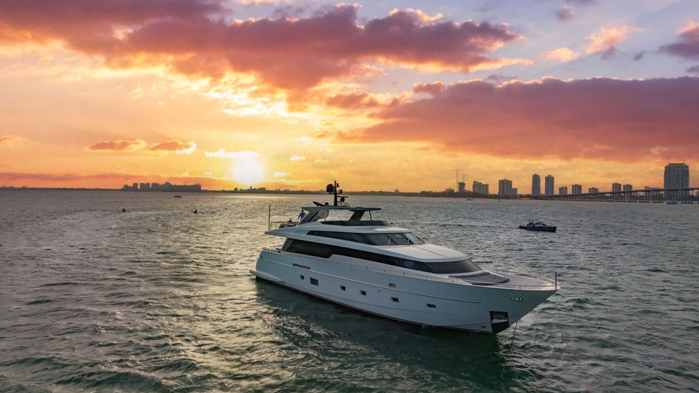 Photographing Sunrises and Sunsets on Yachts - Capturing Heavenly Moments - Boatopia