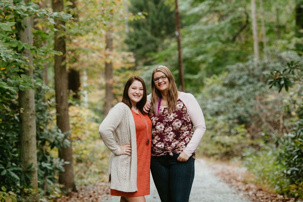 Senior Portrait Sneak Peeks - Bella Navi Photography LLC