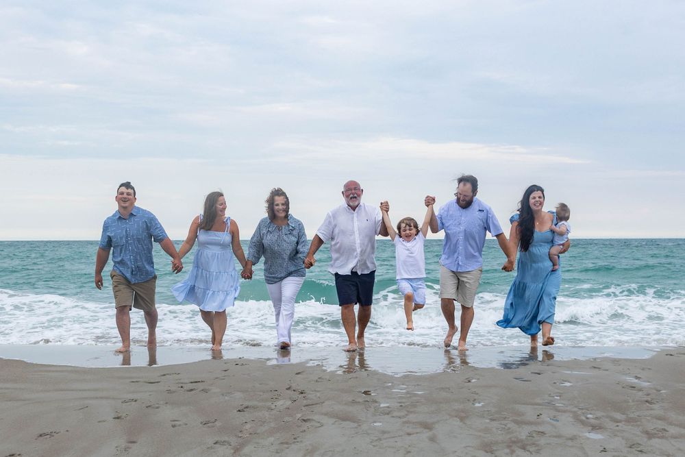 CUTLER FAMILY EMERALD ISLE BEACH PHOTOS - Samantha Ann Photo