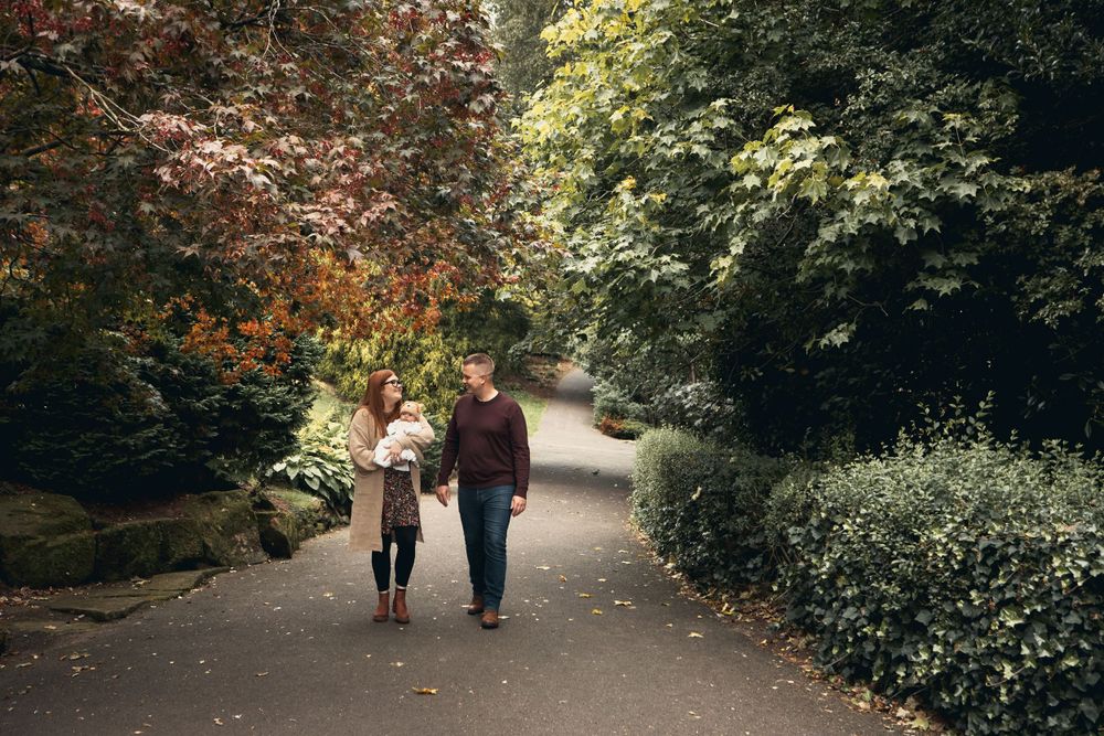 FAMILY PHOTO SESSION FOR CONNOR, SARAH & RUARAIDH - Family, maternity ...