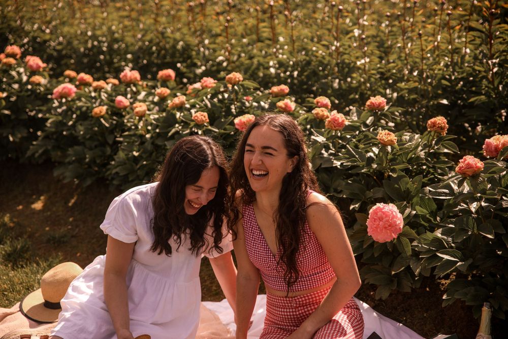 What to Expect at the Adelman Peony Gardens: From a Photographer - Emma ...