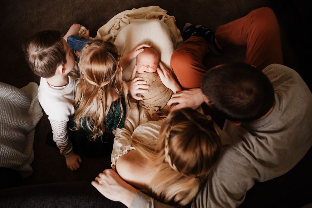 Lifestyle Newborn Vs Posed Newborn - Vermont Maternity and Family ...