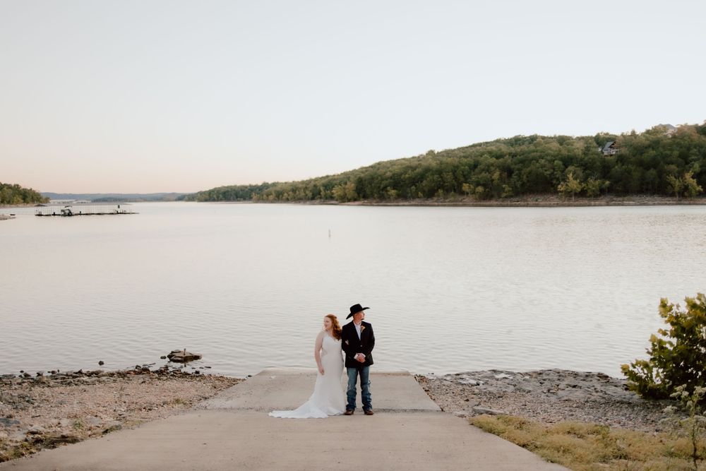 Table Rock Lake Wedding Day - Malachi Westbrook Photography