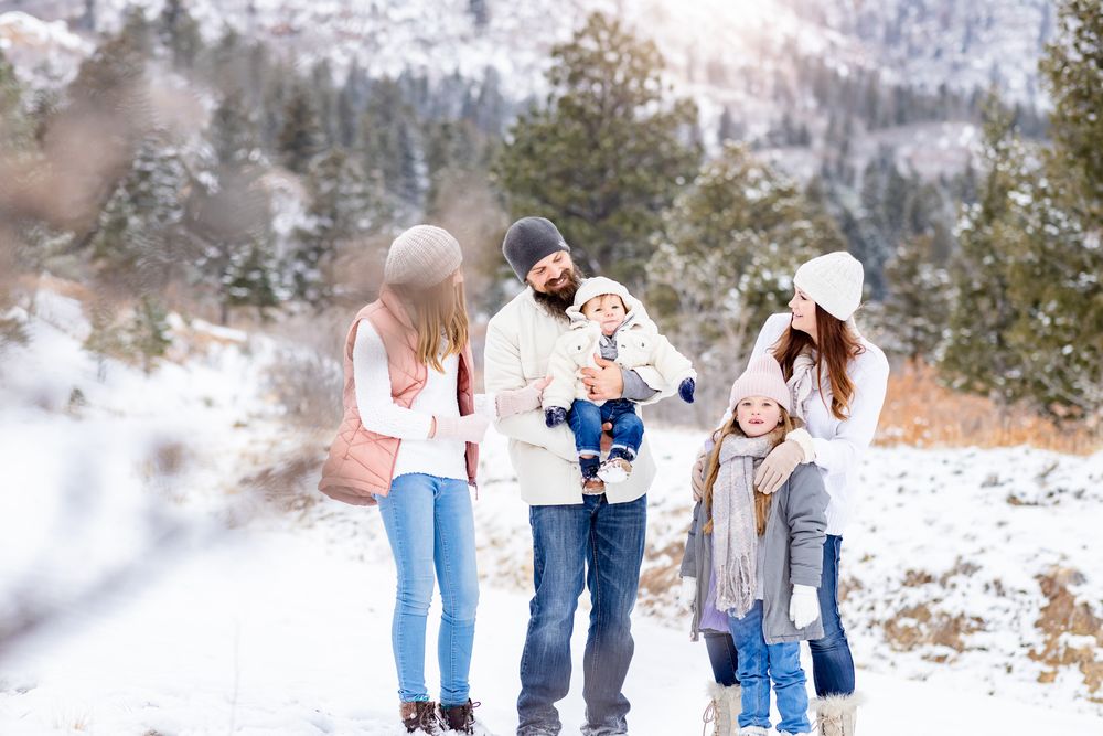 Family Snow Session by the Mountains / Colorado Springs Family ...
