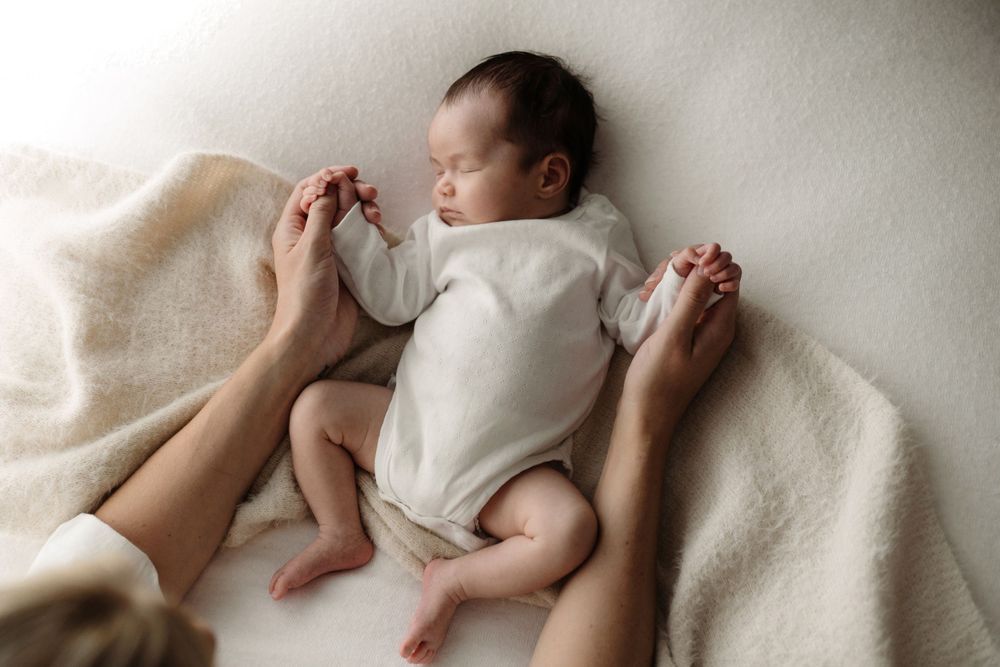 What does an Auckland Newborn Photoshoot look like on the day? - Hannah ...