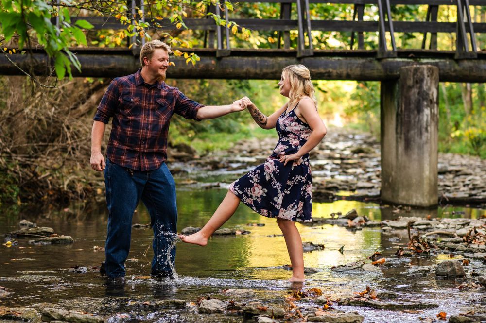 ANTHONY AND AMANDA | ENGAGEMENT | DAYTON, OH - 19/19 Photography