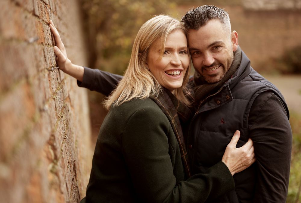 Alissa & Jamie's Engagement - Natural & Vibrant Wedding Photography ...