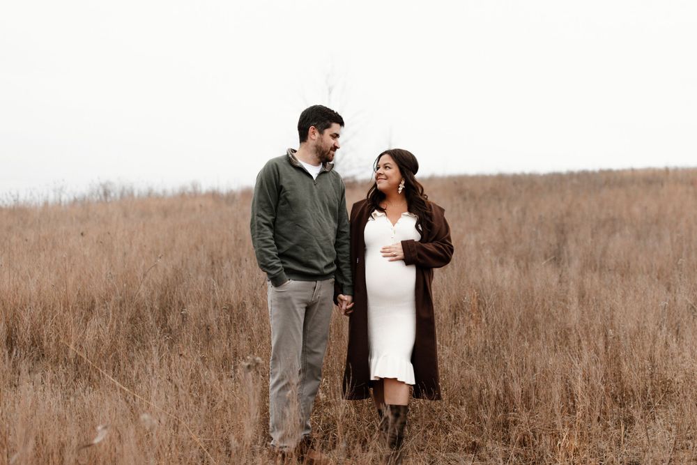 Snodgrass Maternity Session - Belle's Creek Photography