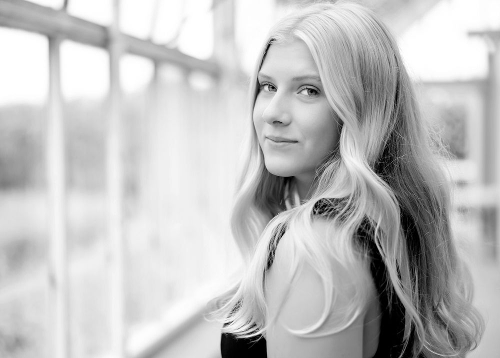 Senior Session Feature: Charlie | Senior 2024 - Sarah Jane Photography ...