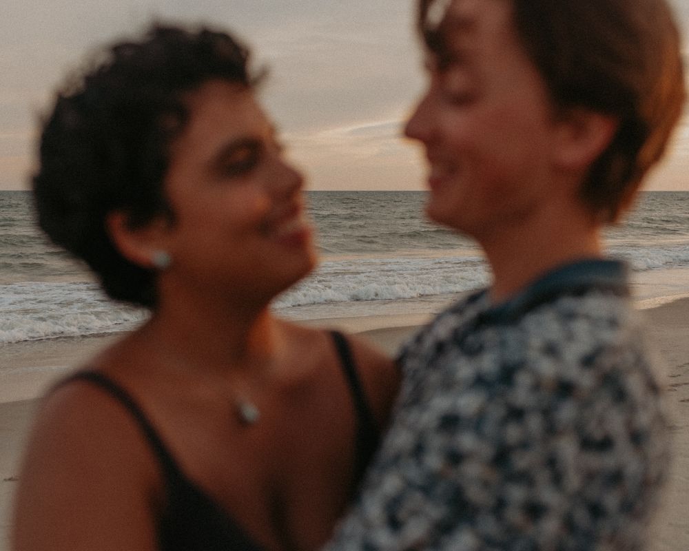 Sunset Portraits: Laurence & Sara - Ellen Grace Photography