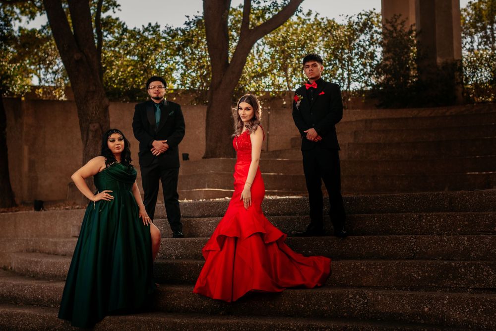 Mandalay Canal Walk, Las Colinas, Texas - Prom - Jocy Photography