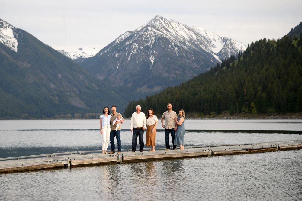 Wallowa Lake Family Session - Angela Gorham Photography
