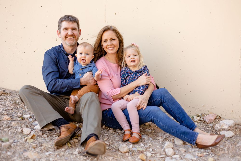 Dan and Carolyn Zurcher Family - Bluebird Photography