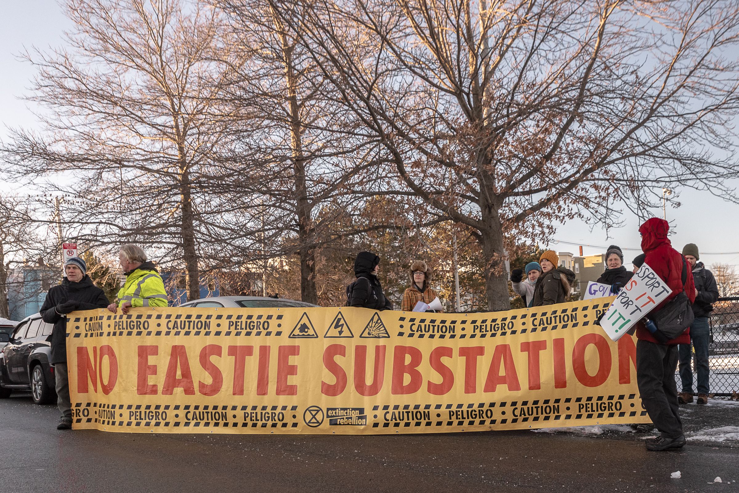 Extinction Rebellion Boston Disrupts Morning Commute, Takes Over Evelyn ...