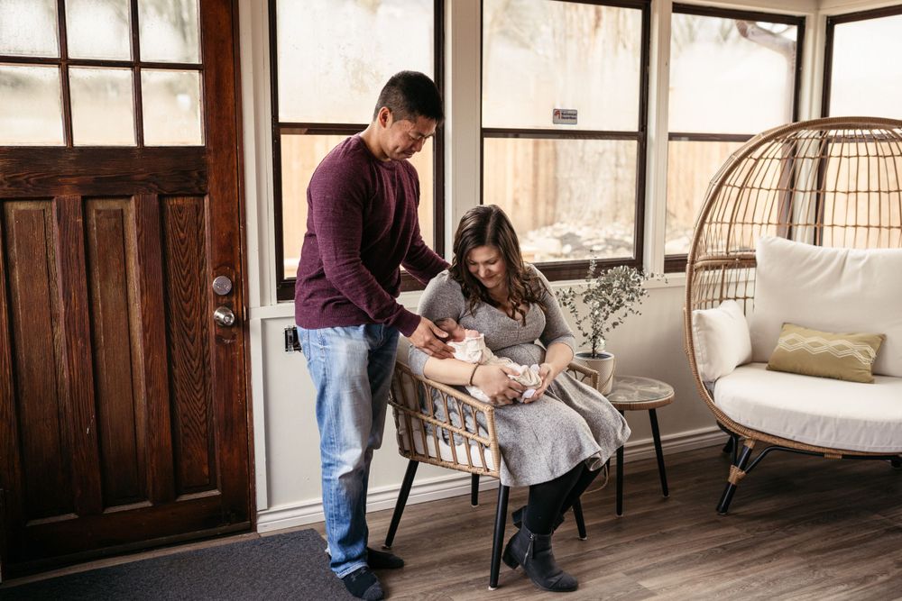 Cozy Lifestyle Newborn Session - Erica & Jan - Geoff Shaw - Hamilton ...