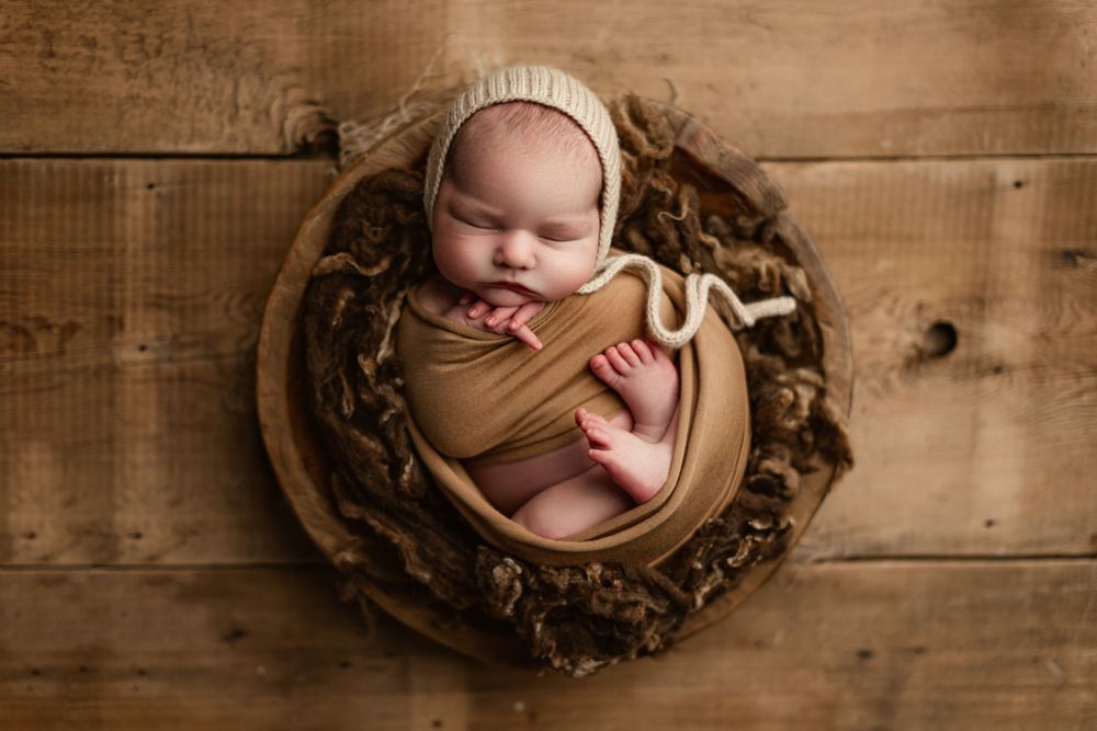 Capturing Tiny Blessings: The Beauty of a Petite Newborn Session in ...