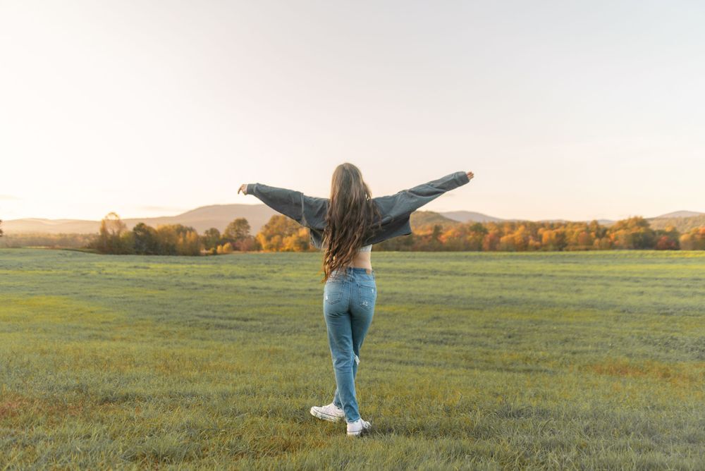Maggie - Senior Portraits - Emily Vale Photography