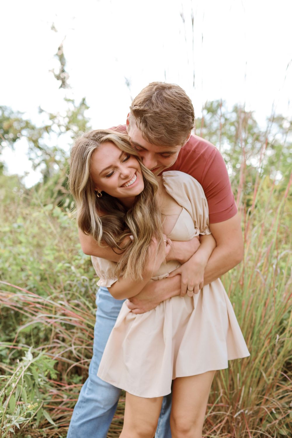 Engagement + Couples Session Tips - Floral Thoughts Photography