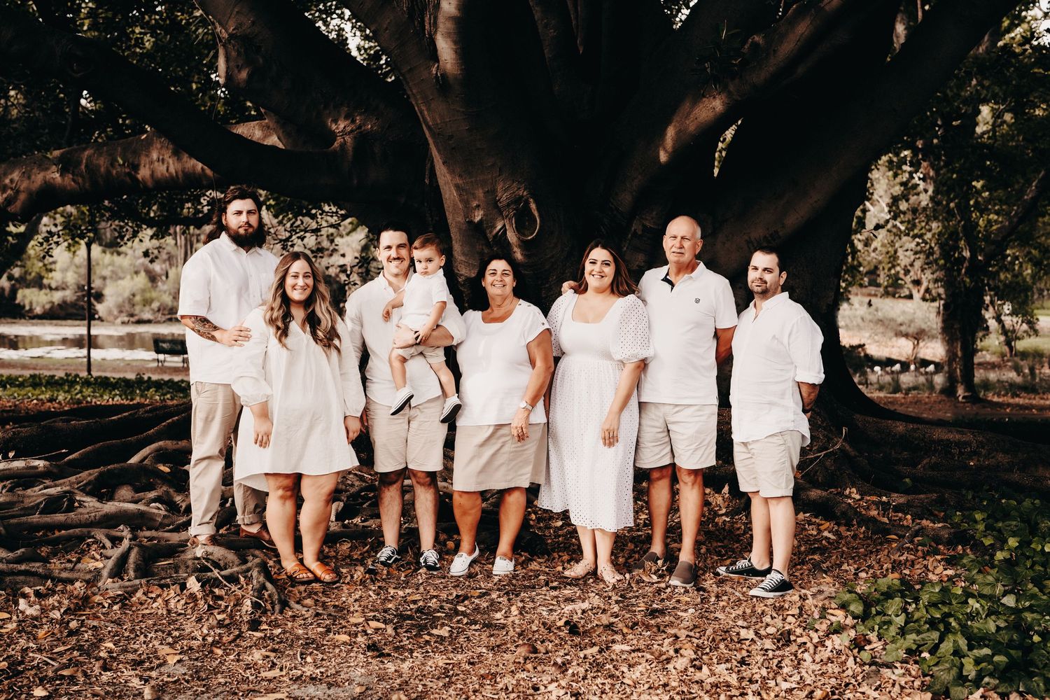 Extended Family Photoshoot in Darling Downs - Perth Family & Maternity ...