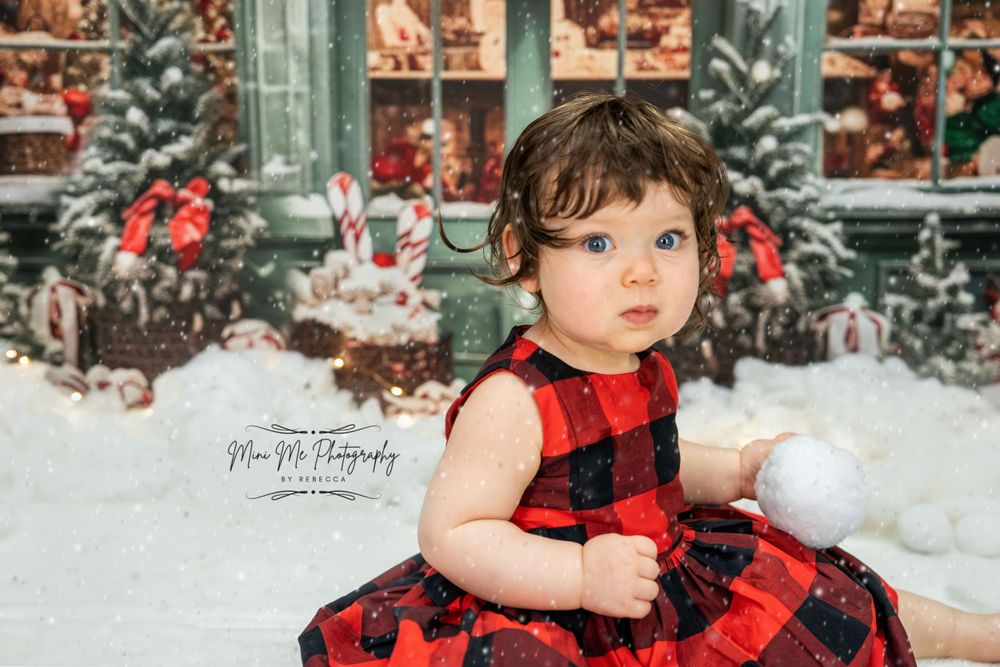 Dressing Your Little Star for a Christmas Mini Photoshoot: A Festive ...