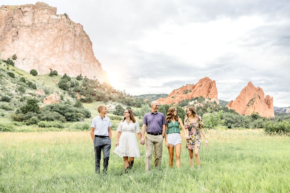 Summer Family Session at Garden of the Gods in Colorado Springs - Eden ...