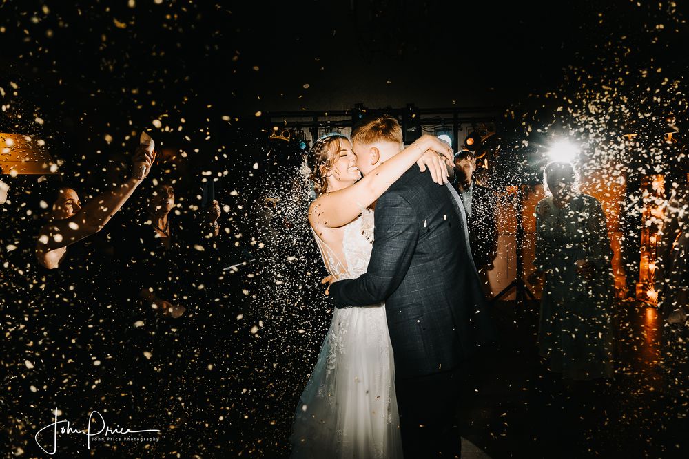 Cockliffe House Wedding Photographer - Nottingham Wedding Photographer ...