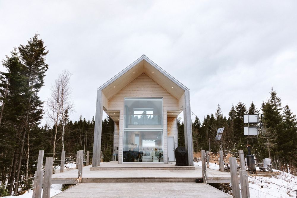 Allison & Will's Elopement @Le Lagom x Quebec City - Sunny, Quebec City ...
