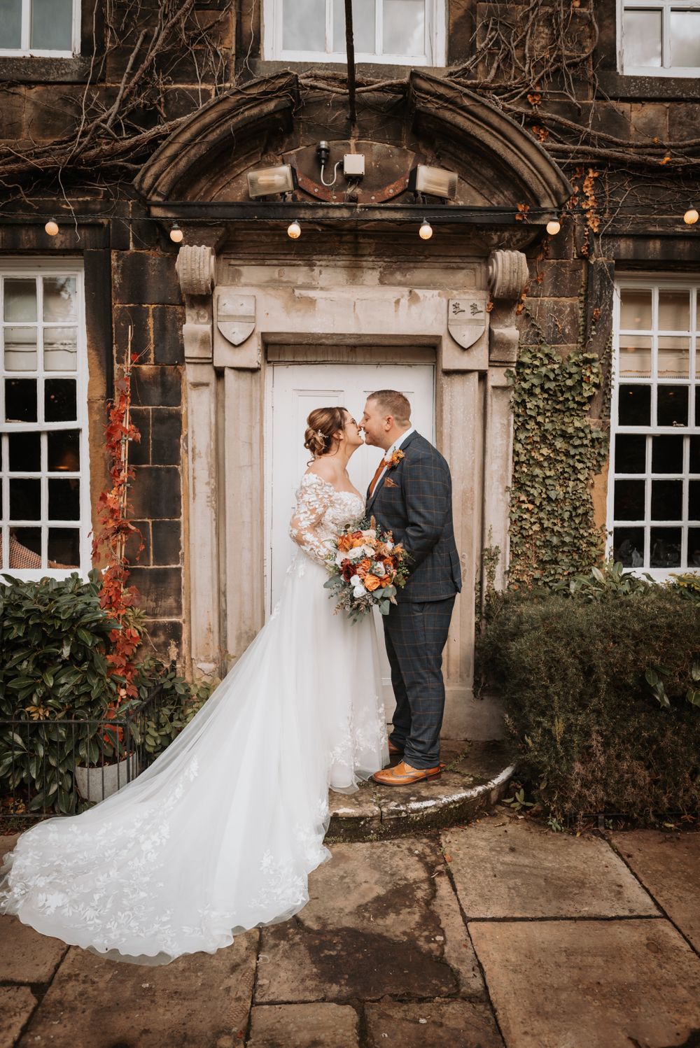 Anna & Dan | Rock 'n' Roll Romance - Trafalgar Warehouse Wedding - Kyle ...