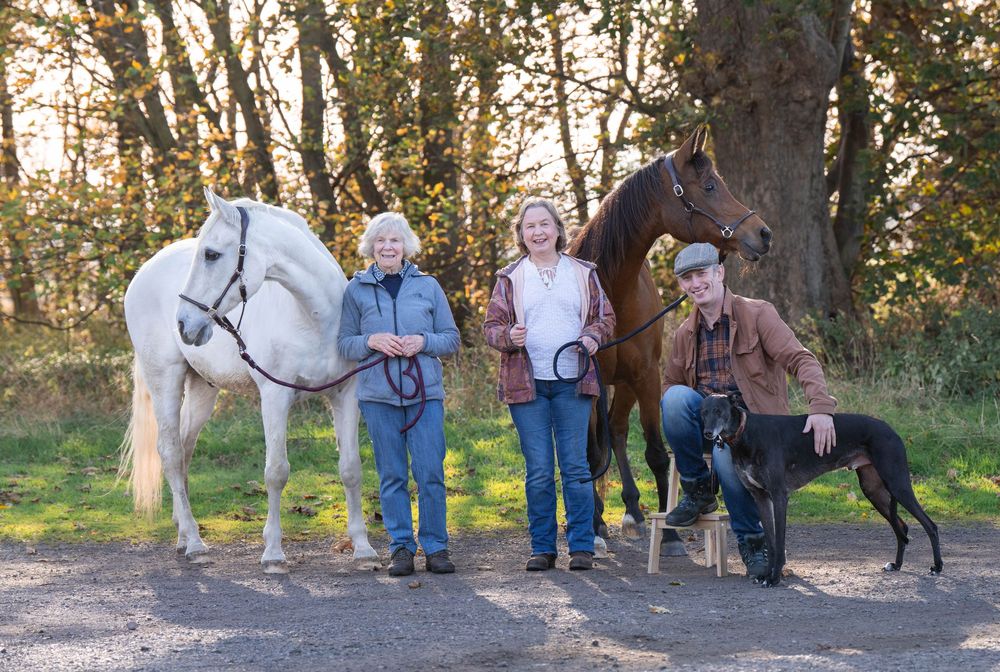 Susan and Family - Carenza Pinn Photography