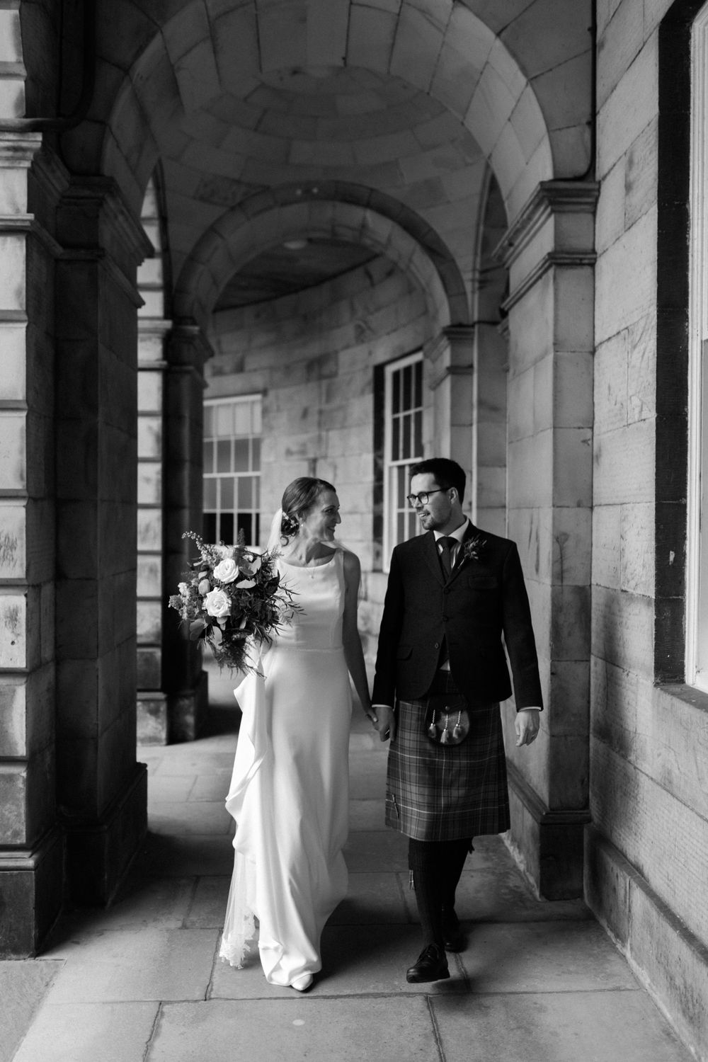 A Romantic Edinburgh Wedding: City Chambers Ceremony & The Signet ...