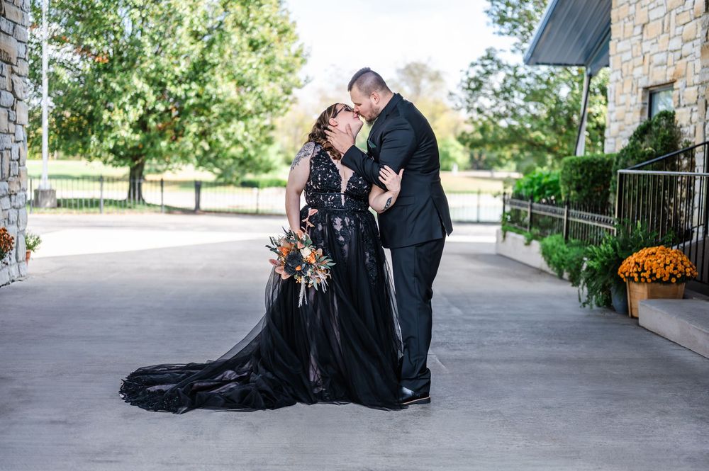 HARLEY AND HAILIE | WEDDING | HAMILTON, OH - 19/19 Photography