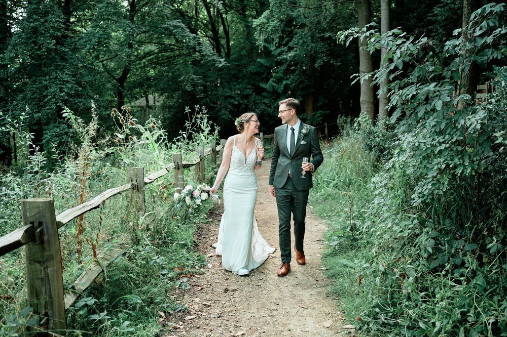 Wilderness Wood Wedding - Sarah and Ryan - Howling Basset Wedding ...