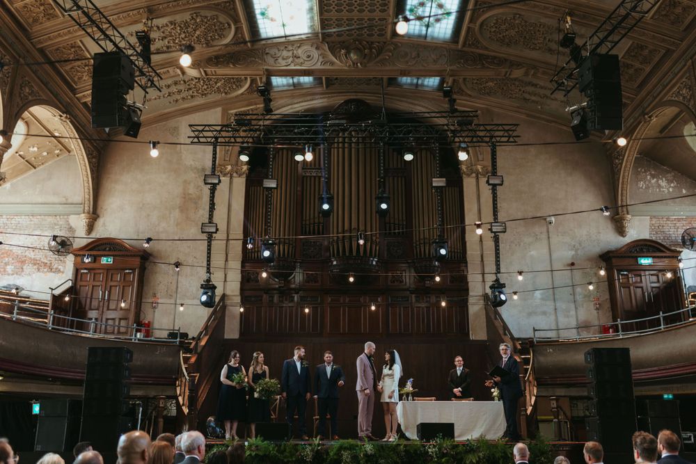 Stylish Manchester Albert Hall wedding - Leah Lombardi