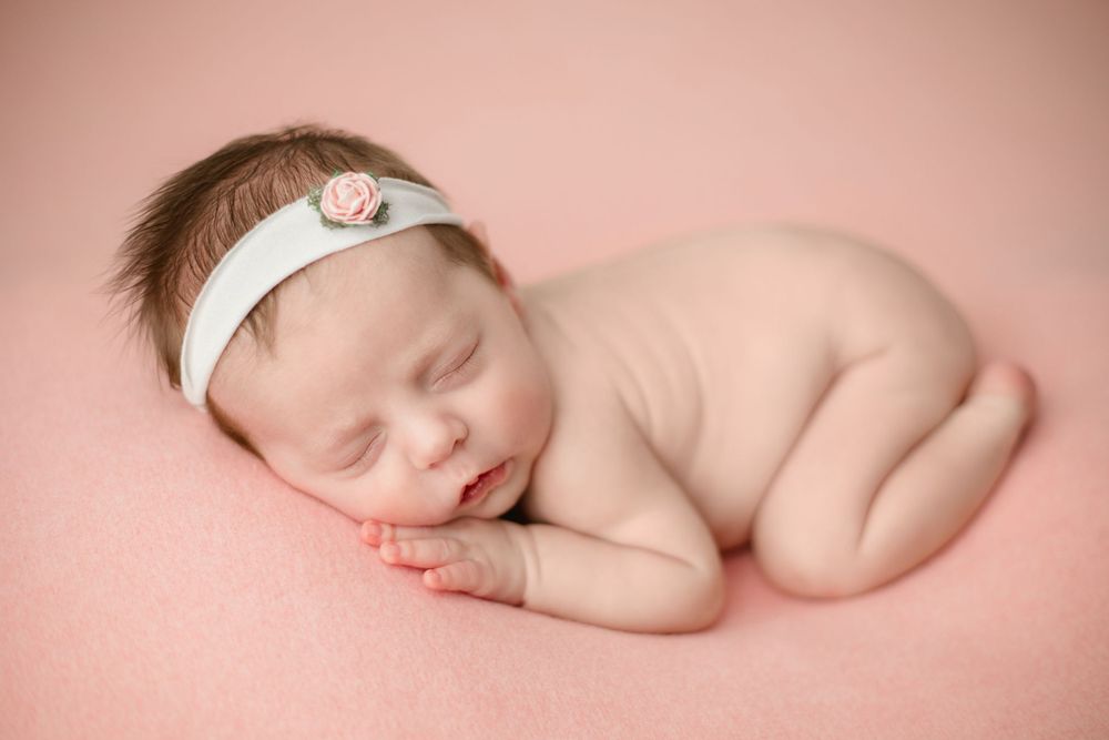 How to enjoy the first 2 weeks with your newborn (advice from an ...