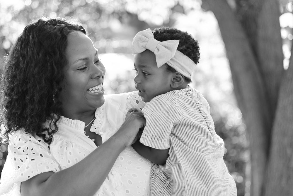 Why Family Photos Make the Perfect Holiday Gift - Taylor Ann Photography