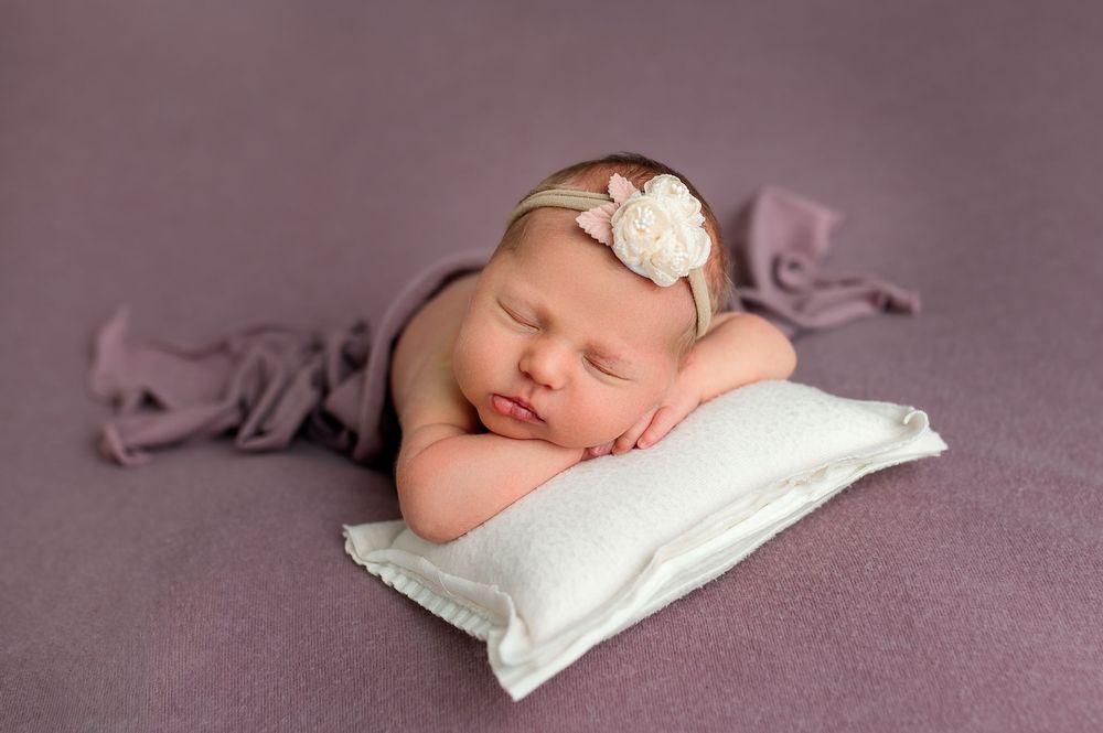 Hadley | Studio Newborn Session - Kristen Calgaro Photography ...