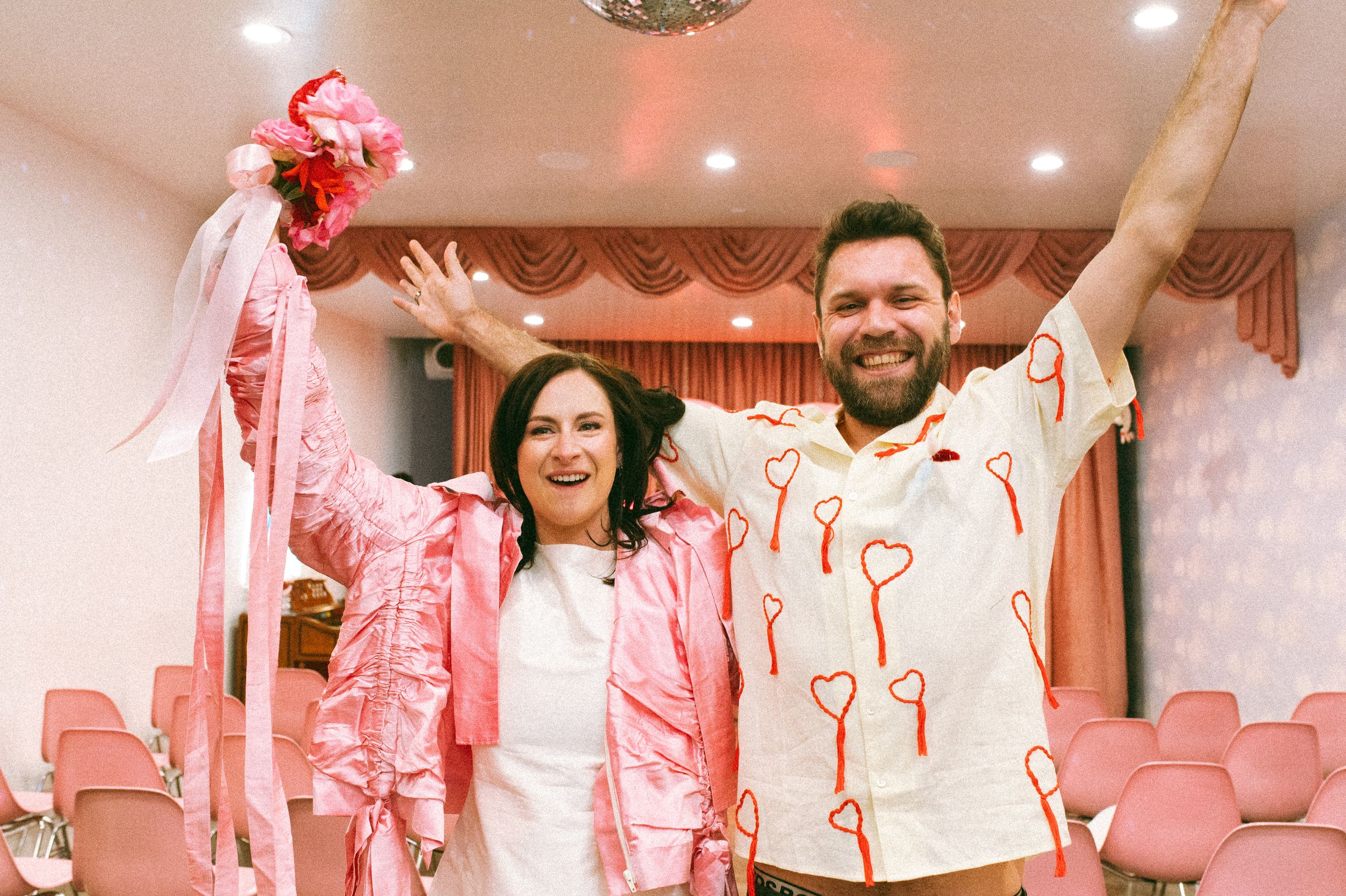 Sure Thing Chapel wedding with Hellvis - Diana Jean Photography