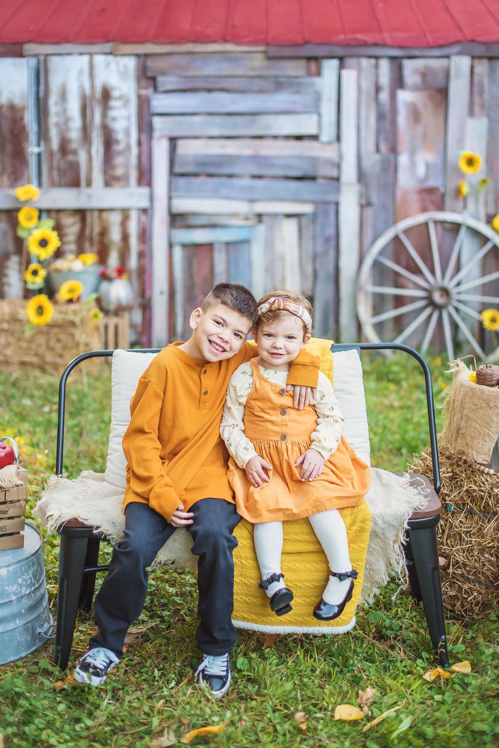 Favorites from Rustic Fall Minis 2023 - Holly Butler Photography