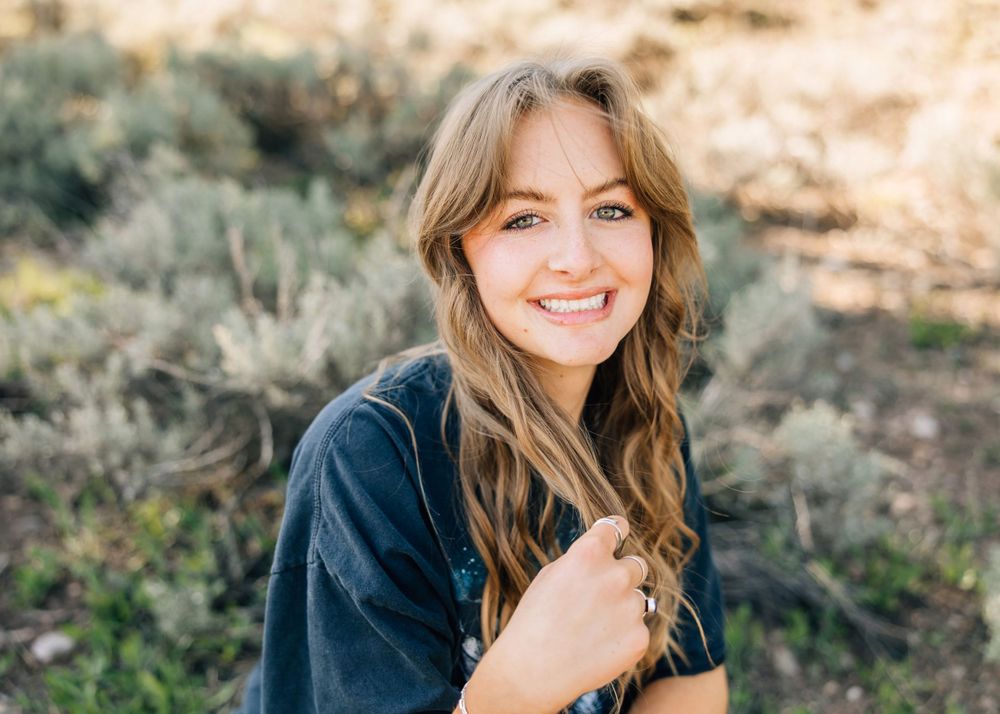Utah Senior Photographer:: Abbie Senior Photos - Mae Photography