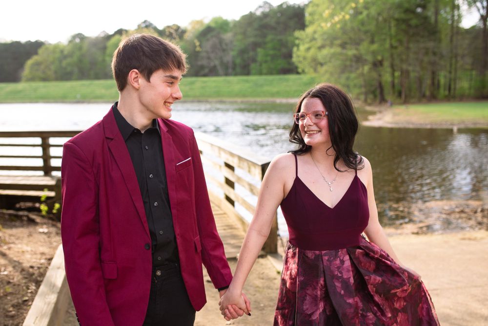 Bond Lake Prom Photos - Woodmansee Photo | Apex, NC Family Photographer