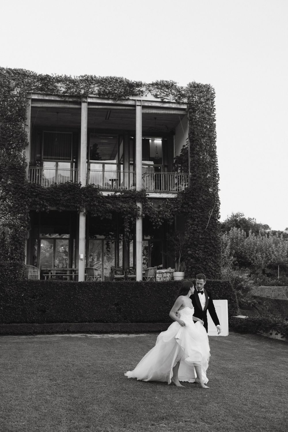 A Wedding to Remember: Sarah & Nic’s Johannesdal Celebration - Jenni ...