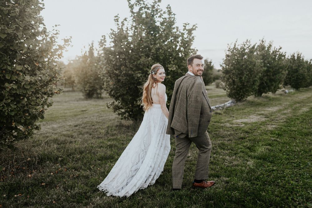 Over Barn Wedding in Gloucester: A Lord of the Rings-Inspired ...