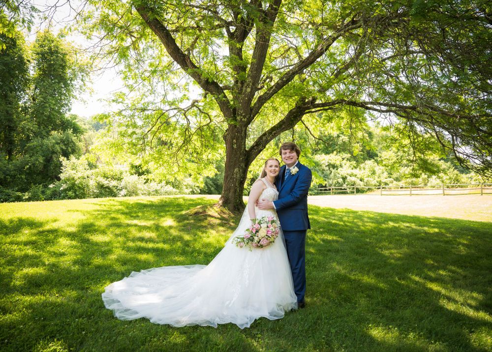 Spring Wedding -The Publick House Historic Inn- Sturbridge, MA - Emma ...