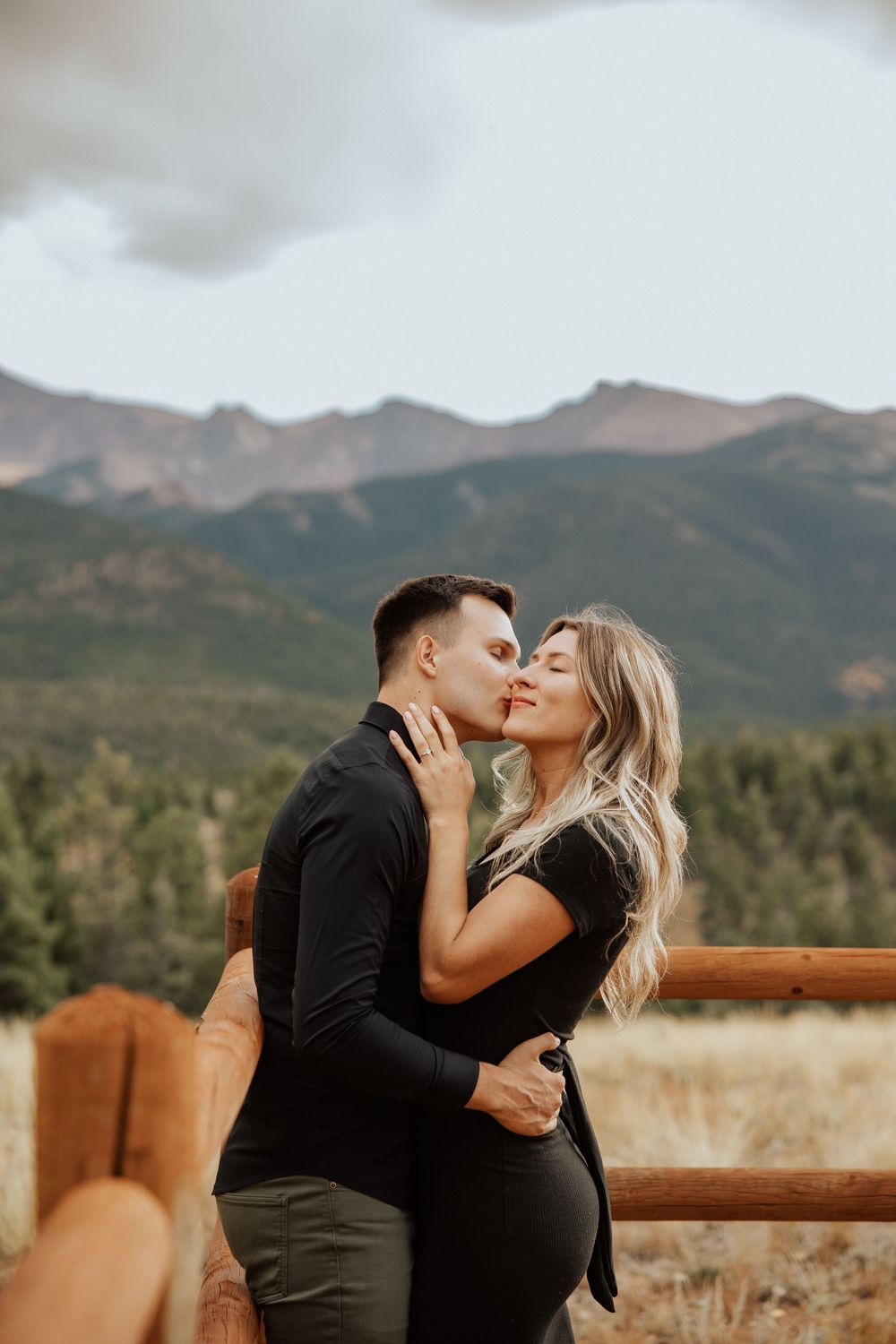 Deanna + Vlad Pikes Peak Proposal - Ali Garcia Photography