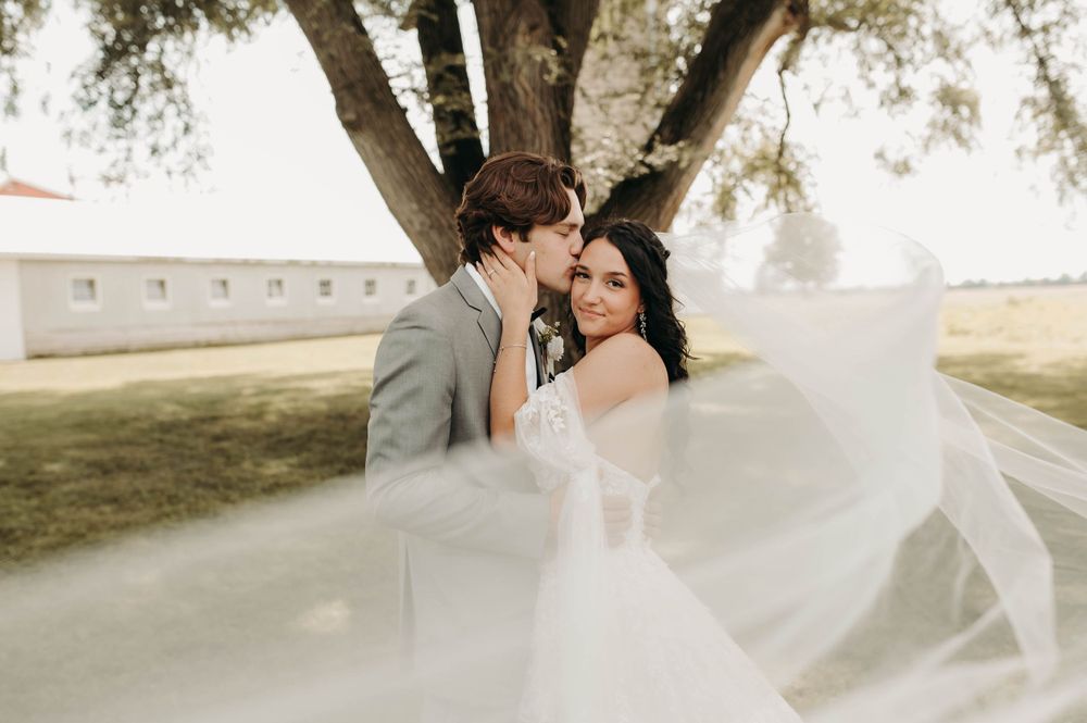 Caleb + Adrianna Wedding - Abbys Focus