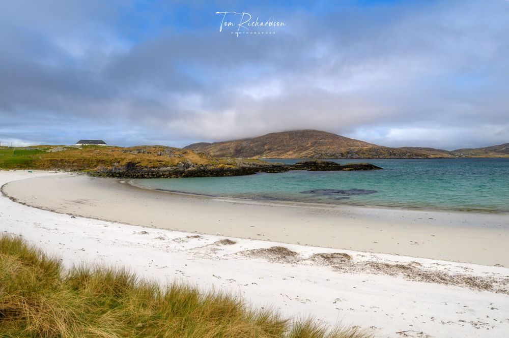 A WALK ROUND THE BEACHES OF VATERSAY - Tom Richardson Photography