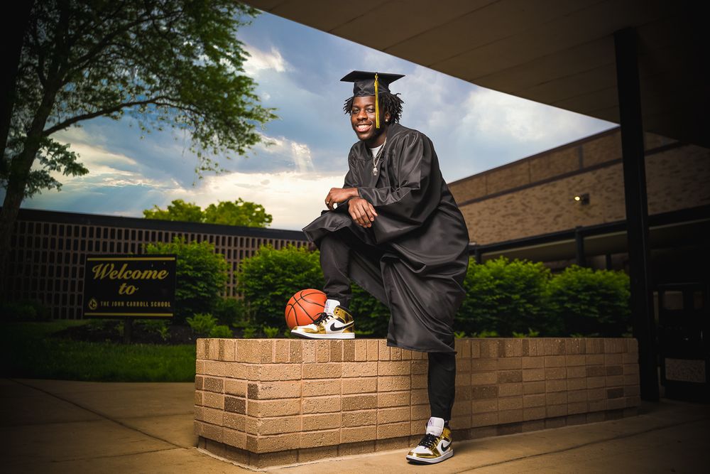 The Evolution of Graduation Portraits: Trends and Traditions - Kts ...