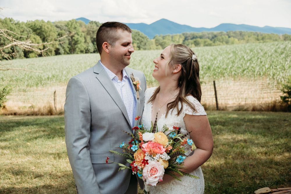 Cricket Chirp Farm | Summer Wedding in McGaheysville, Virginia - Kristy ...